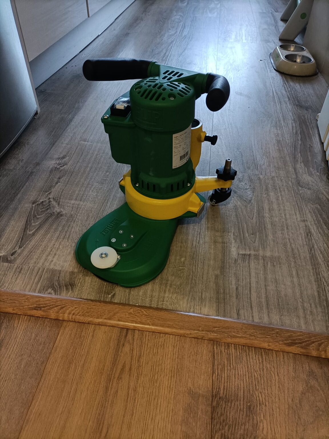 5 Tips para Saber Cuándo Lijar tu Tarima de Madera